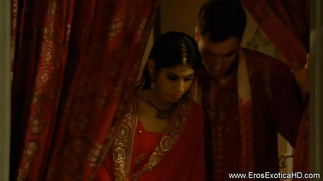 Exotic And Beautiful Erotic Loving Couple Feat Sahara Knite By Eros 4814