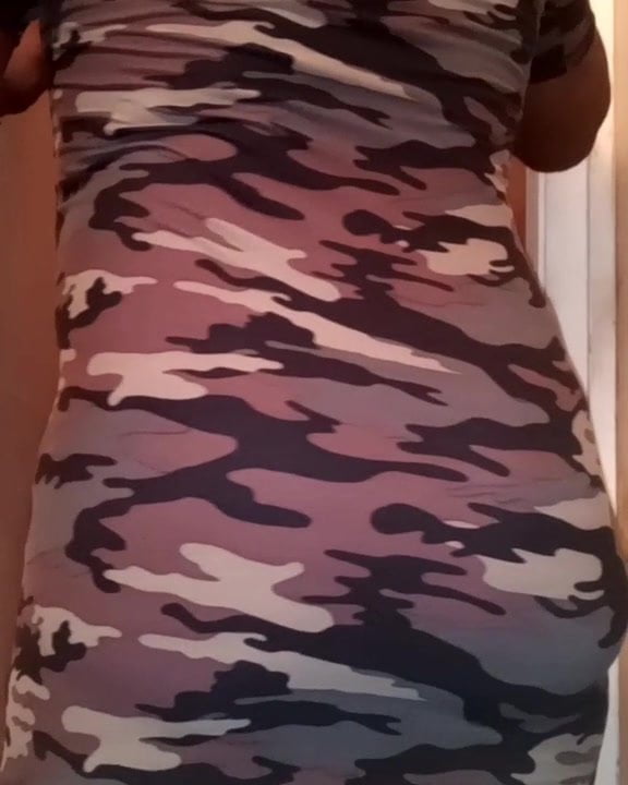 Travesti Dans Une Nouvelle Robe Xhamster