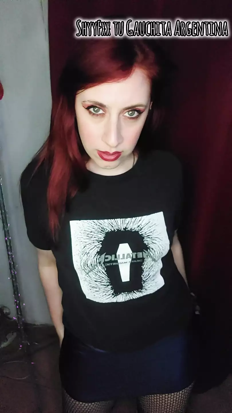 Tvoja Metalna Snaja Će Te Videti Zgodnu I Bez Tangi Seks Iza Kulisa