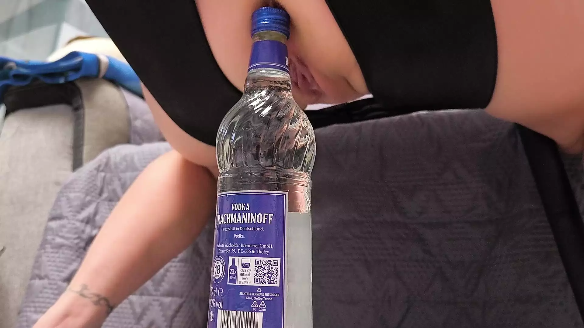 Bottle Riding For Squirting Amateur Amateur Porn Feat Tiptop161 Xhamster