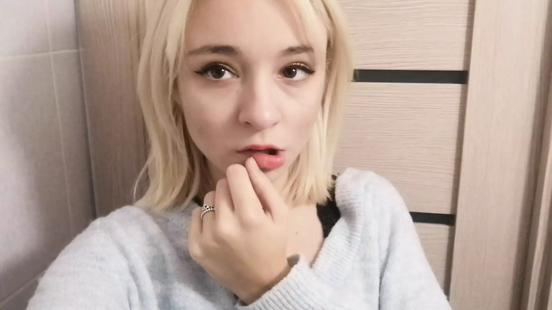 Gentle Sexy Cute Striptease Close Up Amateur Porn Feat Barbieprincesslike Xhamster