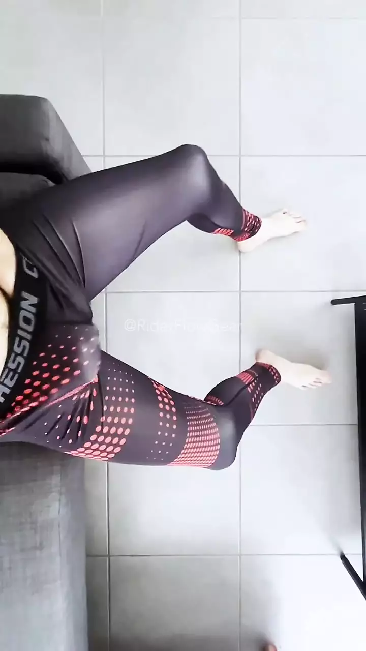 Twink Cums All Over His Skin Tight Suit American Gay Reality Porn