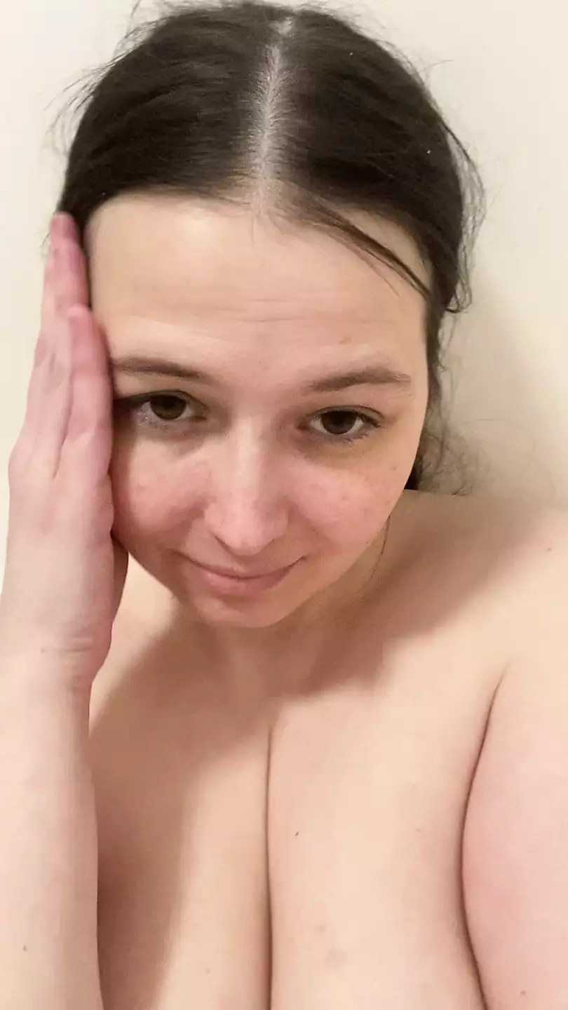 Pre Shower Orgasm: American Top Rated MILF Porn | xHamster