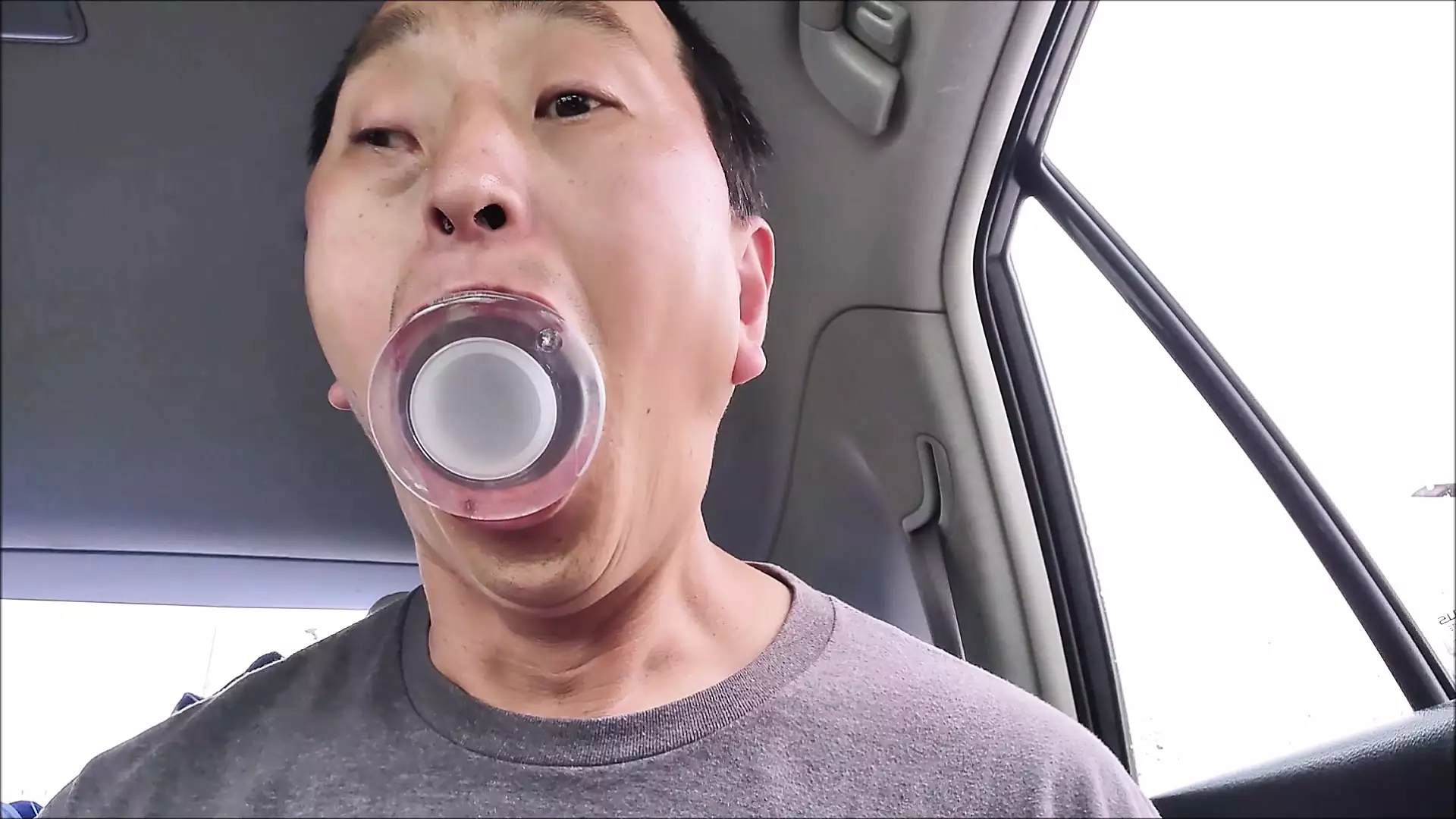 Putting A Giant Anal Tunnel In My Mouth And Other Stuff That Shouldnt 9033
