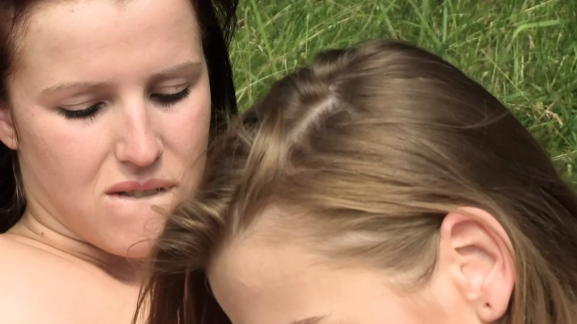 Milf Lesbians Love Pussy Licking And Outdoor Dildo Games Blonde Blonde