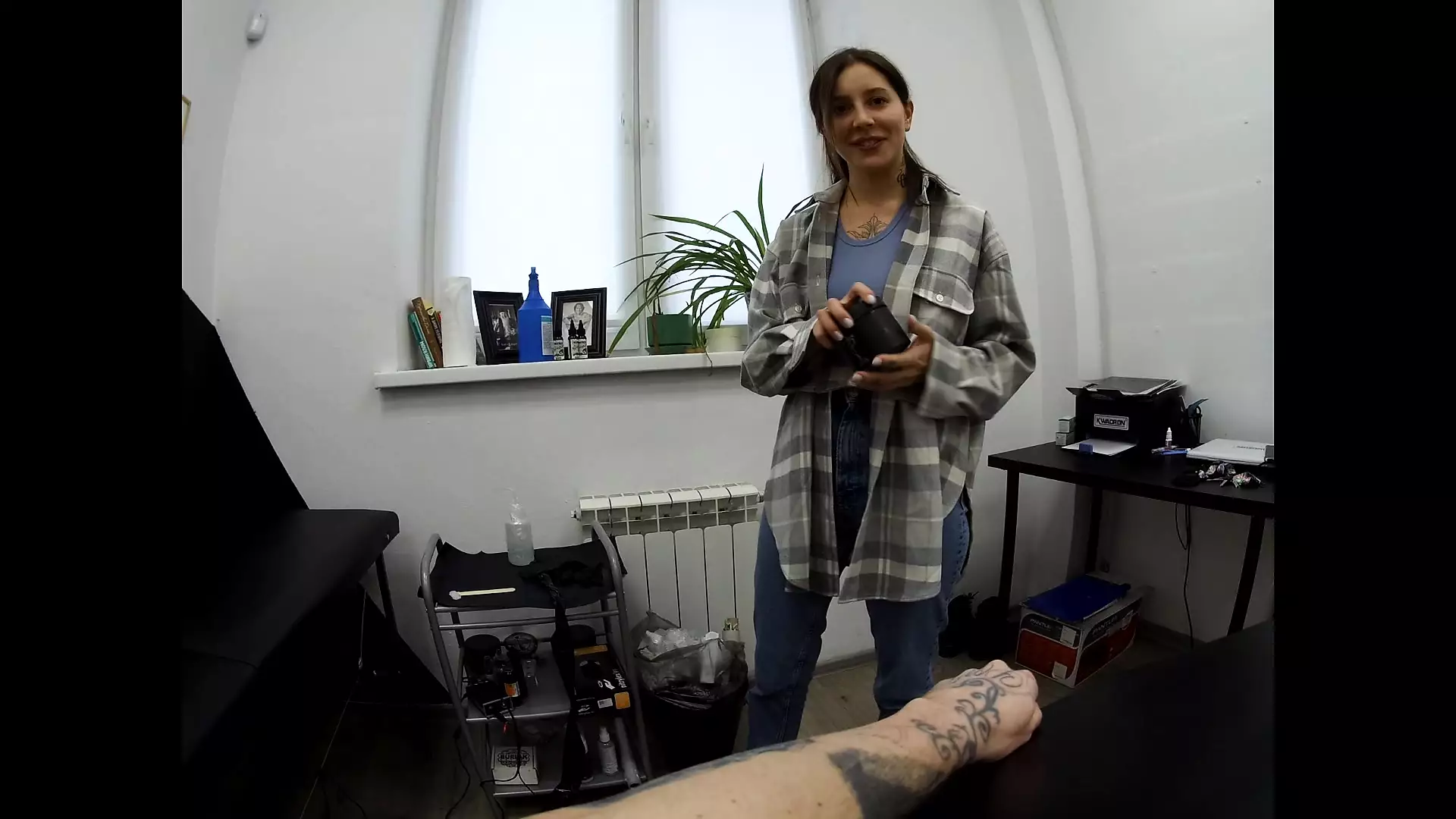 Real Sex With A Tattoo Artist She Fucks With Clients Russian Babe Porn