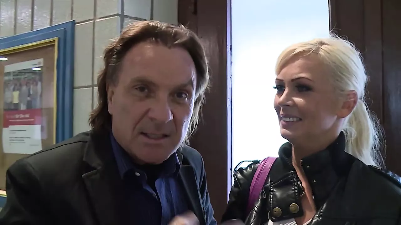 Vivian Schmitt Porno Videos 2025: Pornostar-Sexszenen | xHamster