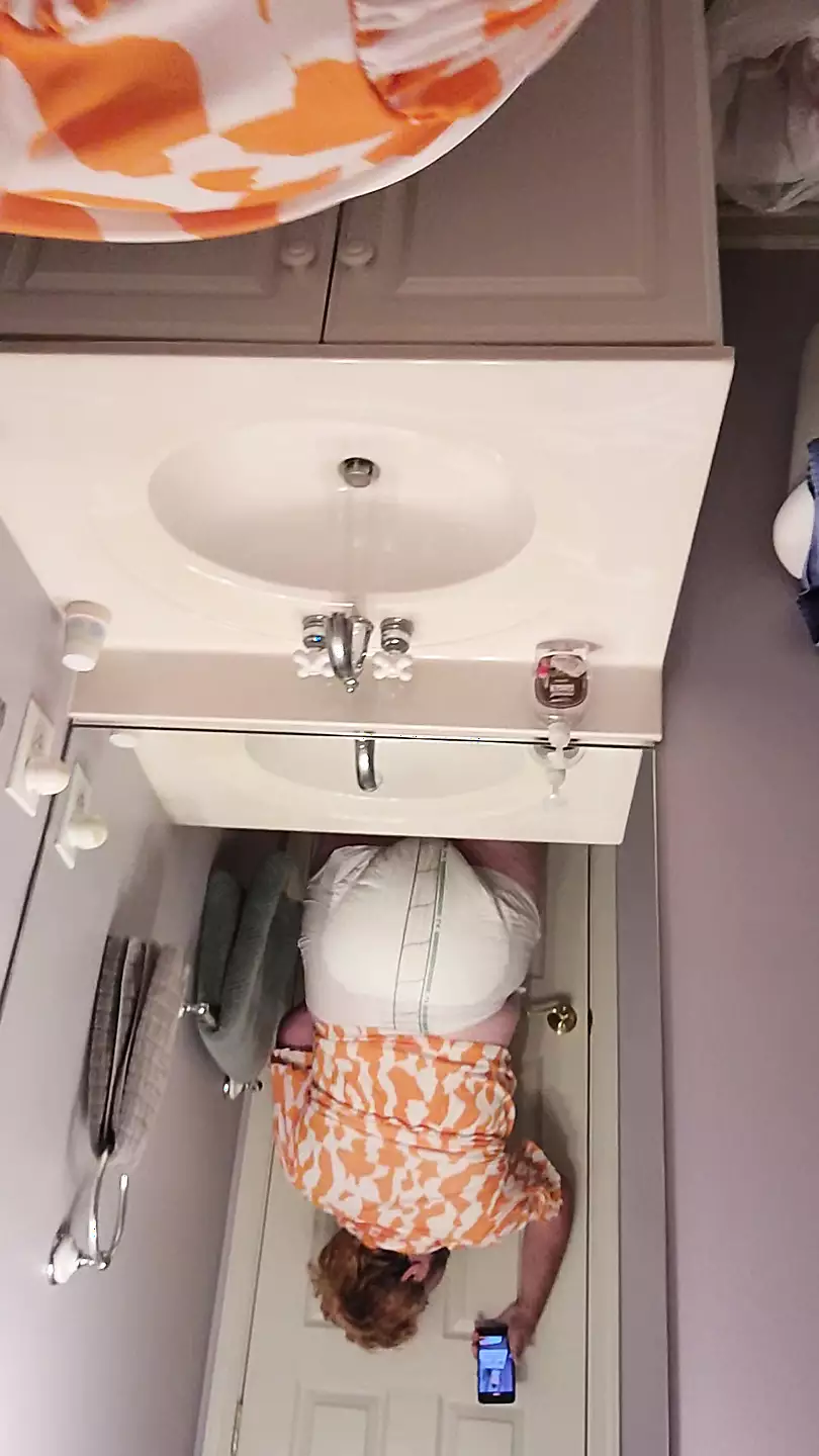 Trans Slut Floods Diaper: American Shemale Massage Solo Porn | xHamster