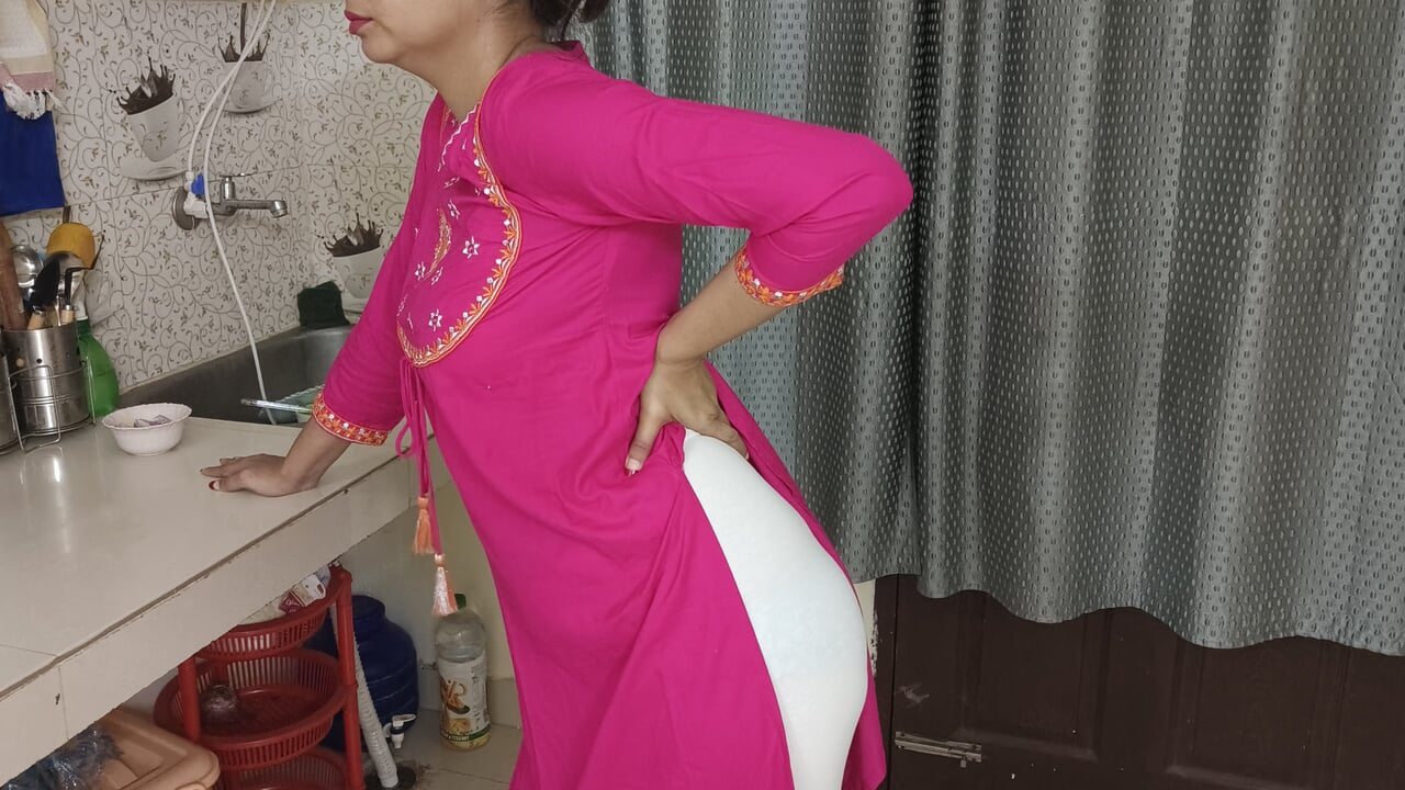 Newly Married Bhabi Fucked By Her Devar In Kitchen Devar Ne Bhabi Ke 5670