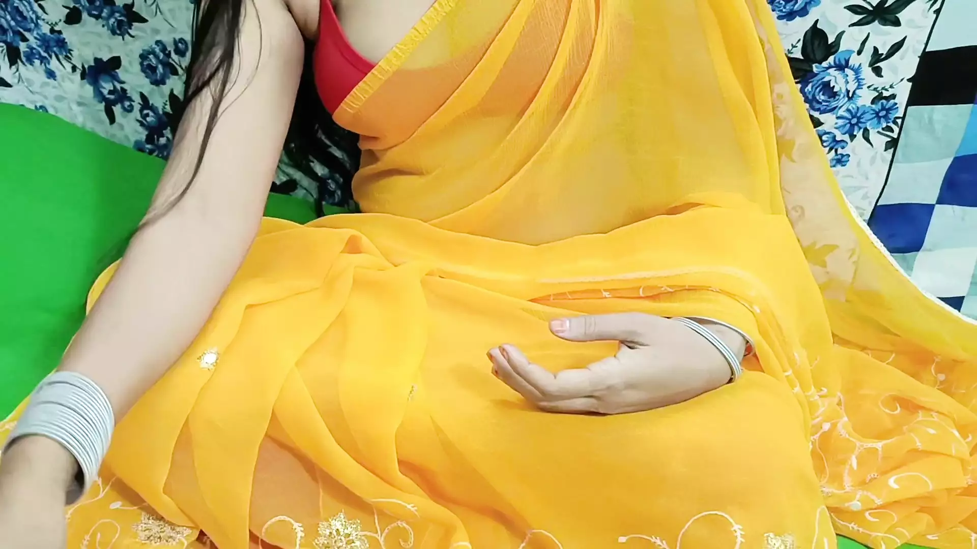 Very Hot Sexy Wife Romance Shaving Amateur Porn Feat Ruksana Khatun Xhamster