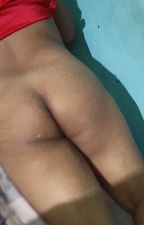 Une belle indienne se fait baiser brutalement par derrière, sodomie, doigtage anal | xHamster