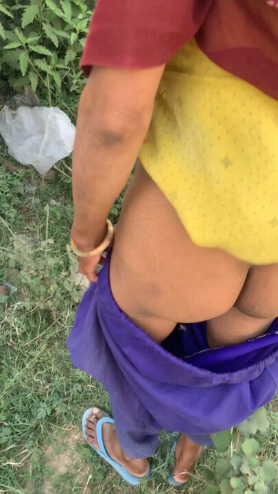 Desi Girl Sex In Jungle Desi Chut Chudai Jungle Mai Bhabhi Ko Choda Xhamster