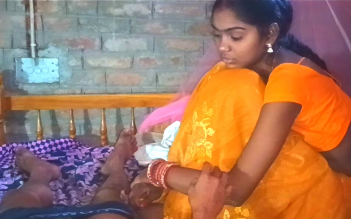 Nai Naveli Dulhan Ki Chudai Husband And Wife Sex Indian Porn By Faphouse Xhamster 
