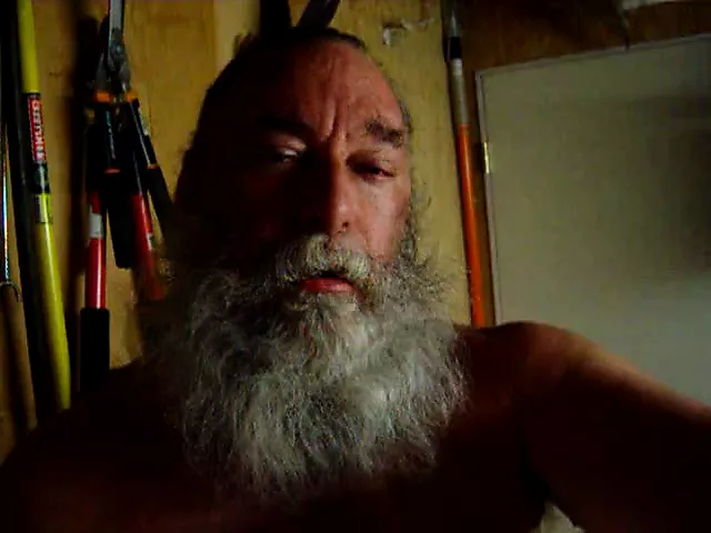 Big Daddy Bear Cumming: Gay Porn | xHamster