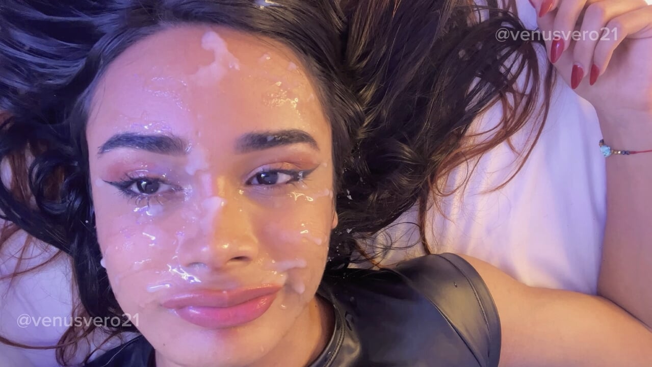 Huge Self Facial Eating By Venusvero21 Shemale Porn Feat Venusvero21 Xhamster