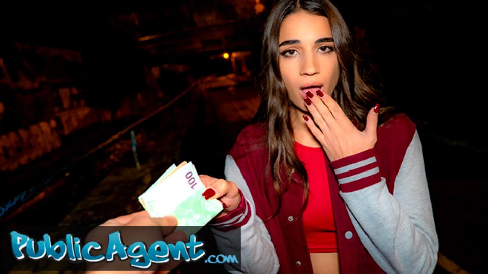 Public Agent Hot French Model Is More Than Happy To Get Fucked By A