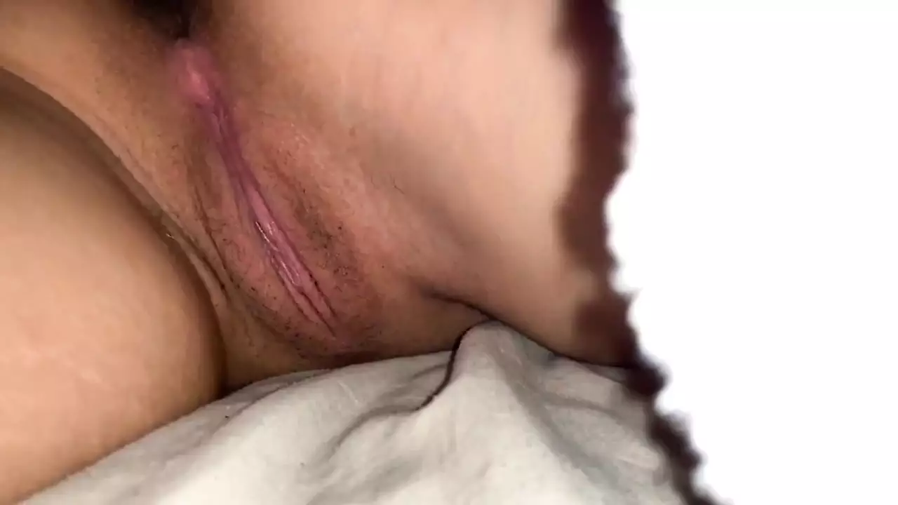 Je Jouis Sur Sa Chatte Et Elle Ne Le Réalise Pas Xhamster