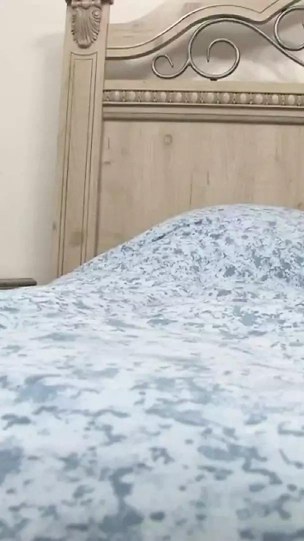 Porno Casting Einer 18 Jährigen Schlampe Mit Dicken Titten Und Braunem