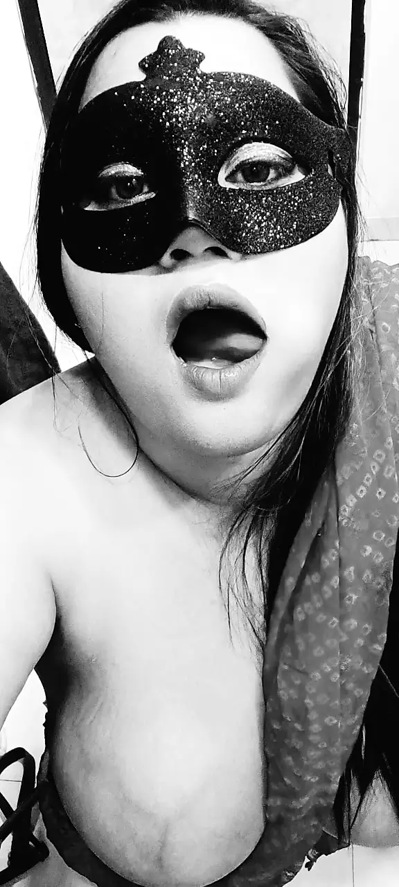 Indian Bbw Chubby Bhabhi Exposed On Cam Show Arab Porn Feat Sameerphunk Xhamster