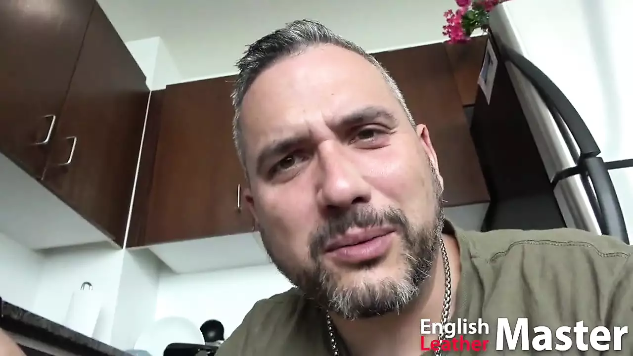 Vidéos Porno Gay Gratuites Des Hommes Géants Xhamster