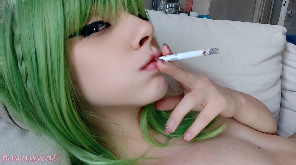 Green Anime Girl Smoking Close Up Ask Me For Full Vid Gothic Amateur Porn Xhamster