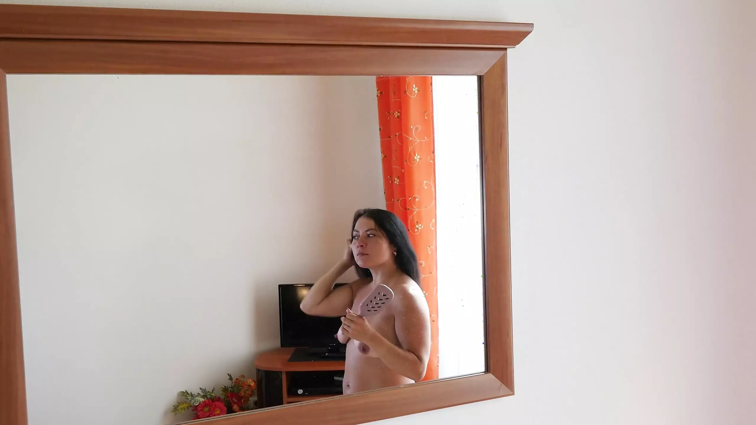 Ukrainian Milf Christina Hair Brushing Czech Body Hair Fetish Porn