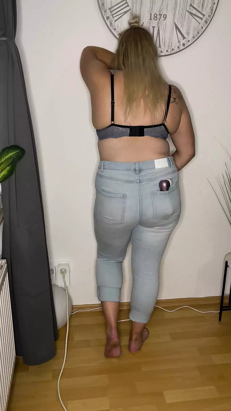 Masturbation While Standing Bra And Jeans Multiple Orgasms Fingering 5893