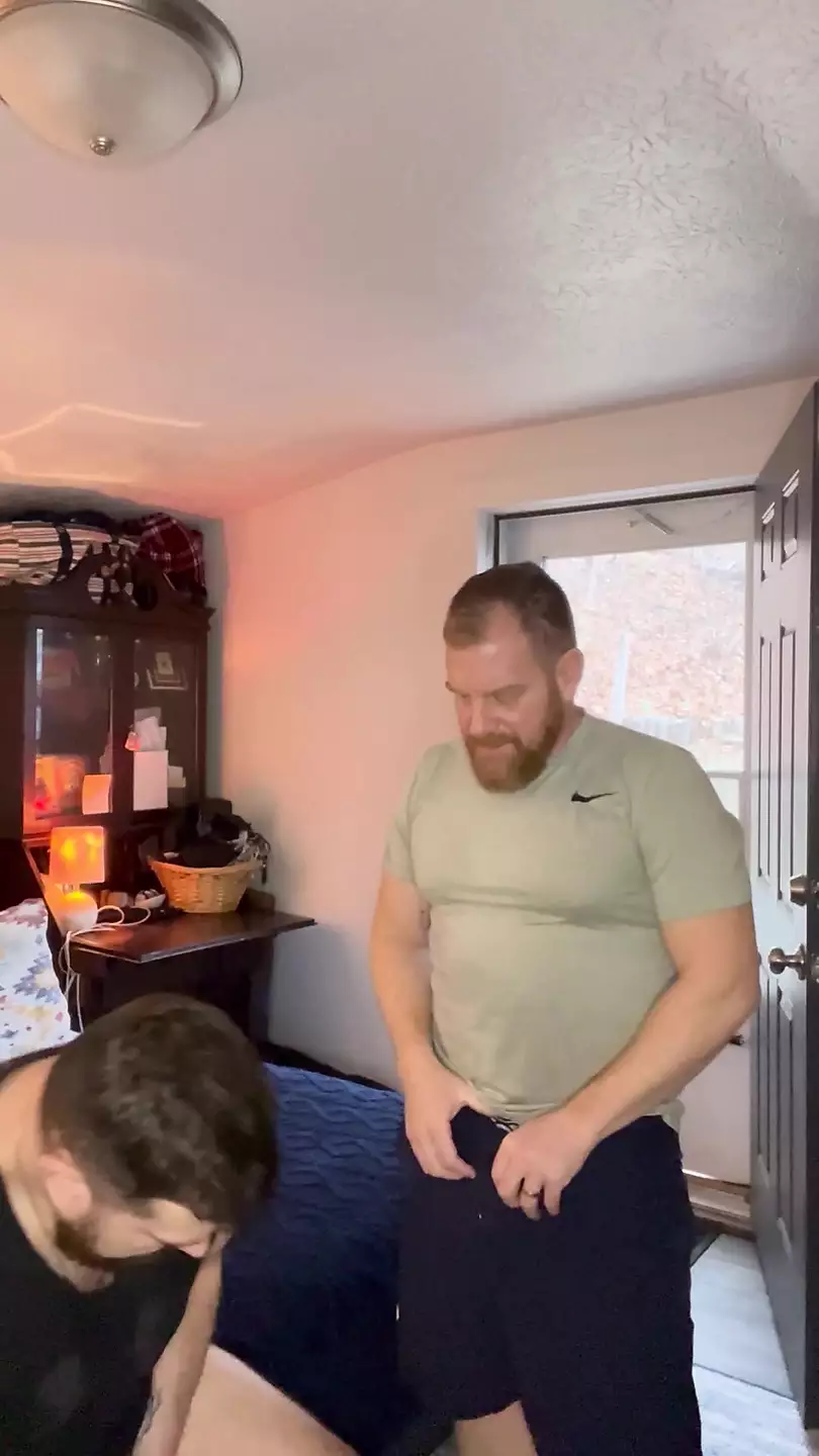 Kostenlose Schwul cockring Porno-Videos von in 2025 | xHamster