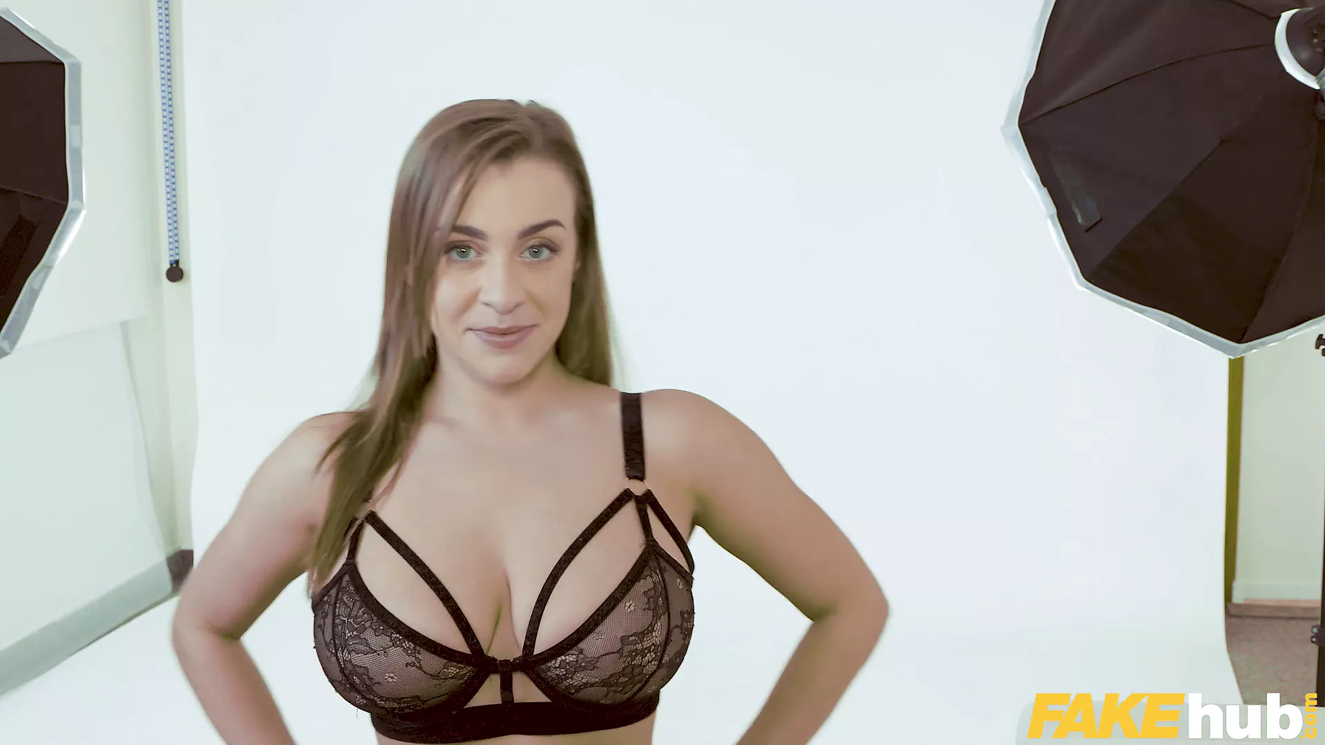 Fake Agent Josephine Jackson und ihr Casting mit dicken Titten | xHamster