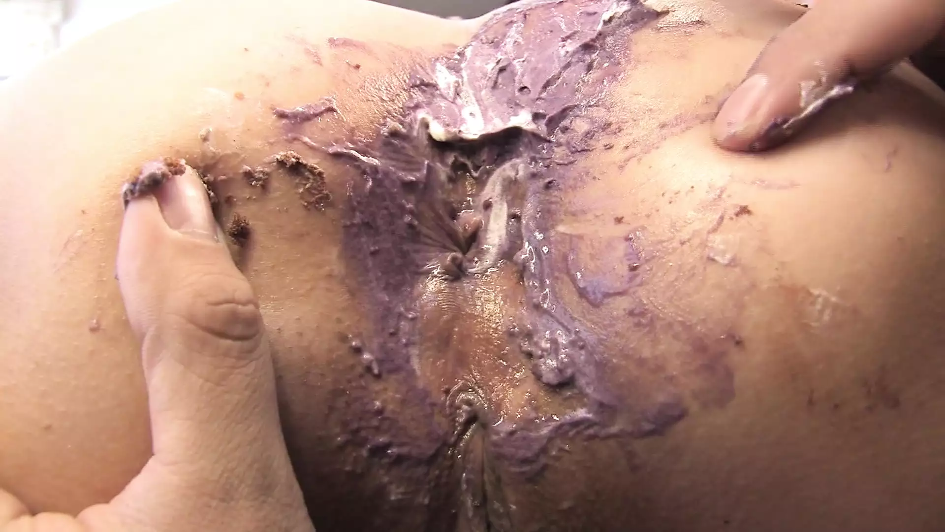 Sexy Bae bekommt danach haarige Muschi von einem riesigen Schwanz gebohrt | xHamster