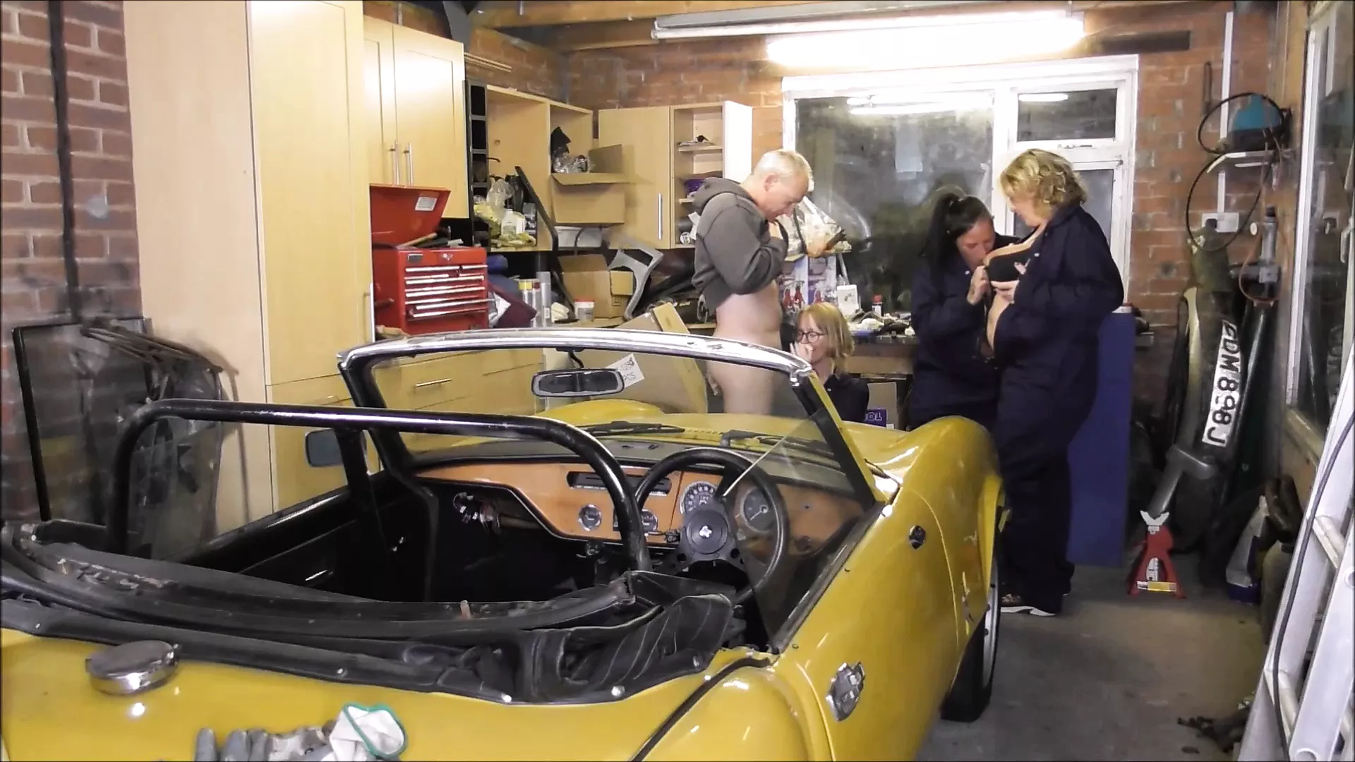 Mfff Car Repairs British Amateur Porn By Faphouse Xhamster