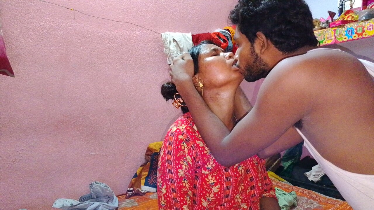 Indian Village House Wife Sexy Boobs Kissing Feat Baskarv1234 By Faphouse Xhamster