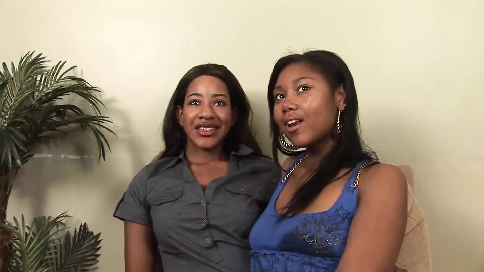 Incredibili ragazze ebano tedesche che giocano tra loro | xHamster