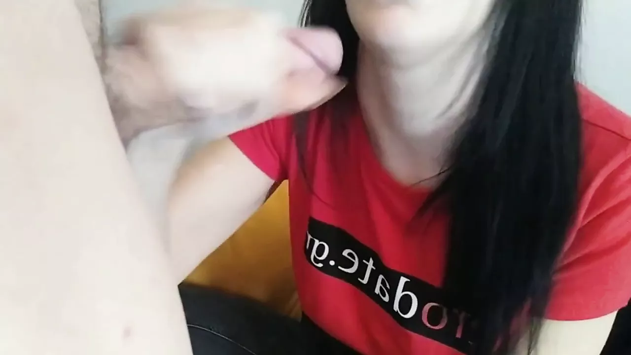 Bellissimo Pompino Con Ingoio Di Una 18enne Italiana Porca Xhamster 6348