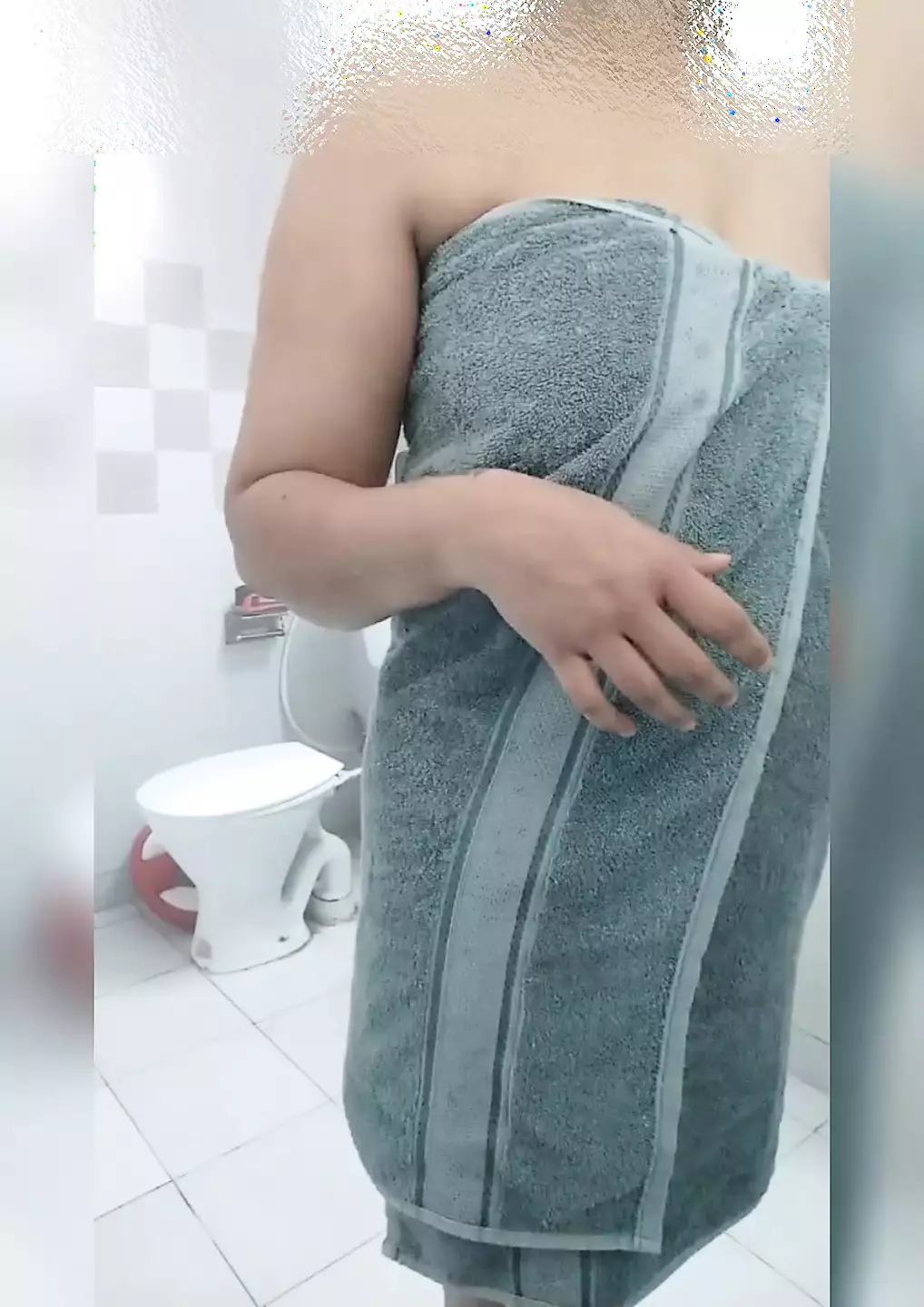 Indische mutter dusch-striptease | xHamster