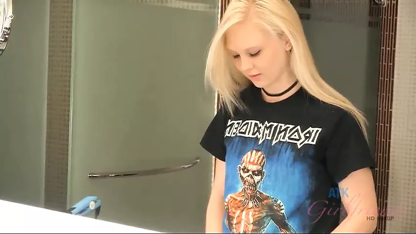 Vídeos Porno De Lily Rader En 2024 Escenas De Sexo De La Estrella