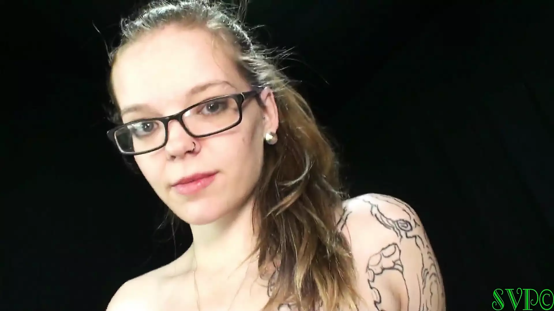 18 And 8 Months Pregnant With Pointy Puffy Titties Smoking Porn By