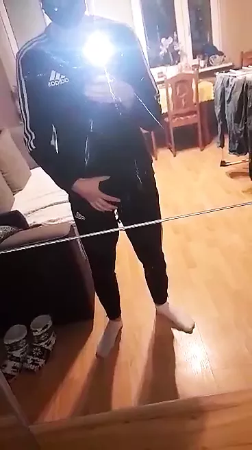 Gay: In Polish Masturbation Porn feat. MlodyDres | xHamster