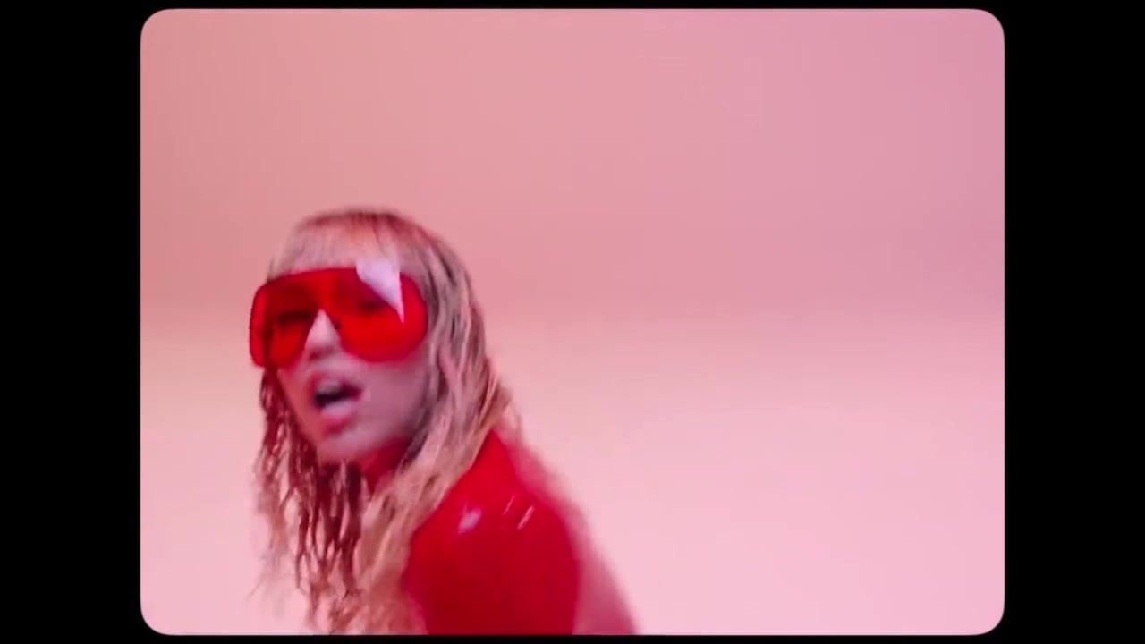 Miley Cyrus Nude Porn Videos And Sex Tapes Xhamster 4222