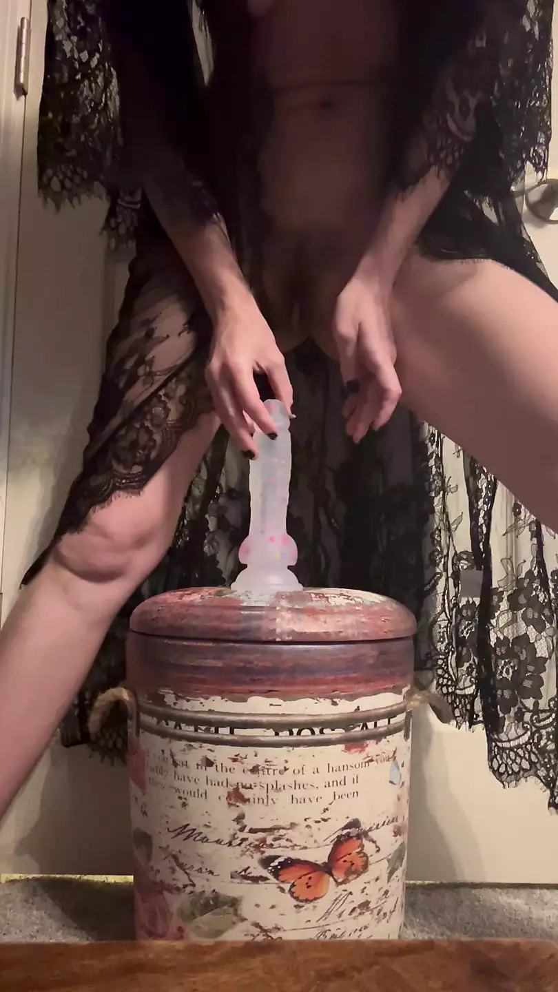 Ich probiere meine neuen dildos aus | xHamster