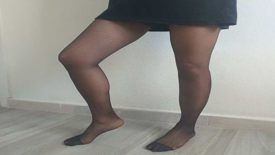 Close Up Of Nylon Feet And Legs For Fetish Lovers Turkish Amateur Porn