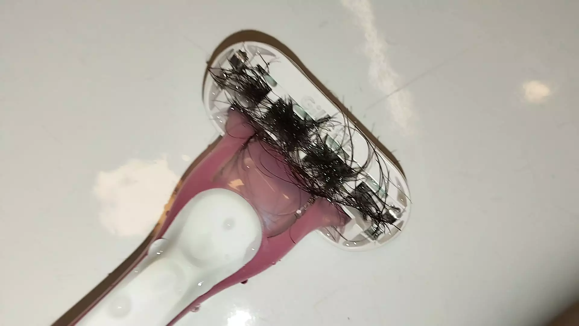 Sexy Brunette In Kleedkamer Harig Poesje Grote Kont Grote Tieten
