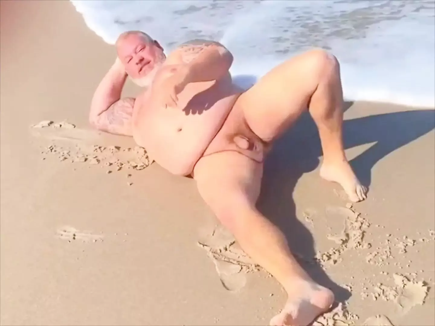 Retired Coach Bear Cums Over 10 Times Hands Free: Gay Porn feat. Hand-Free-Daddy-Chub by ...