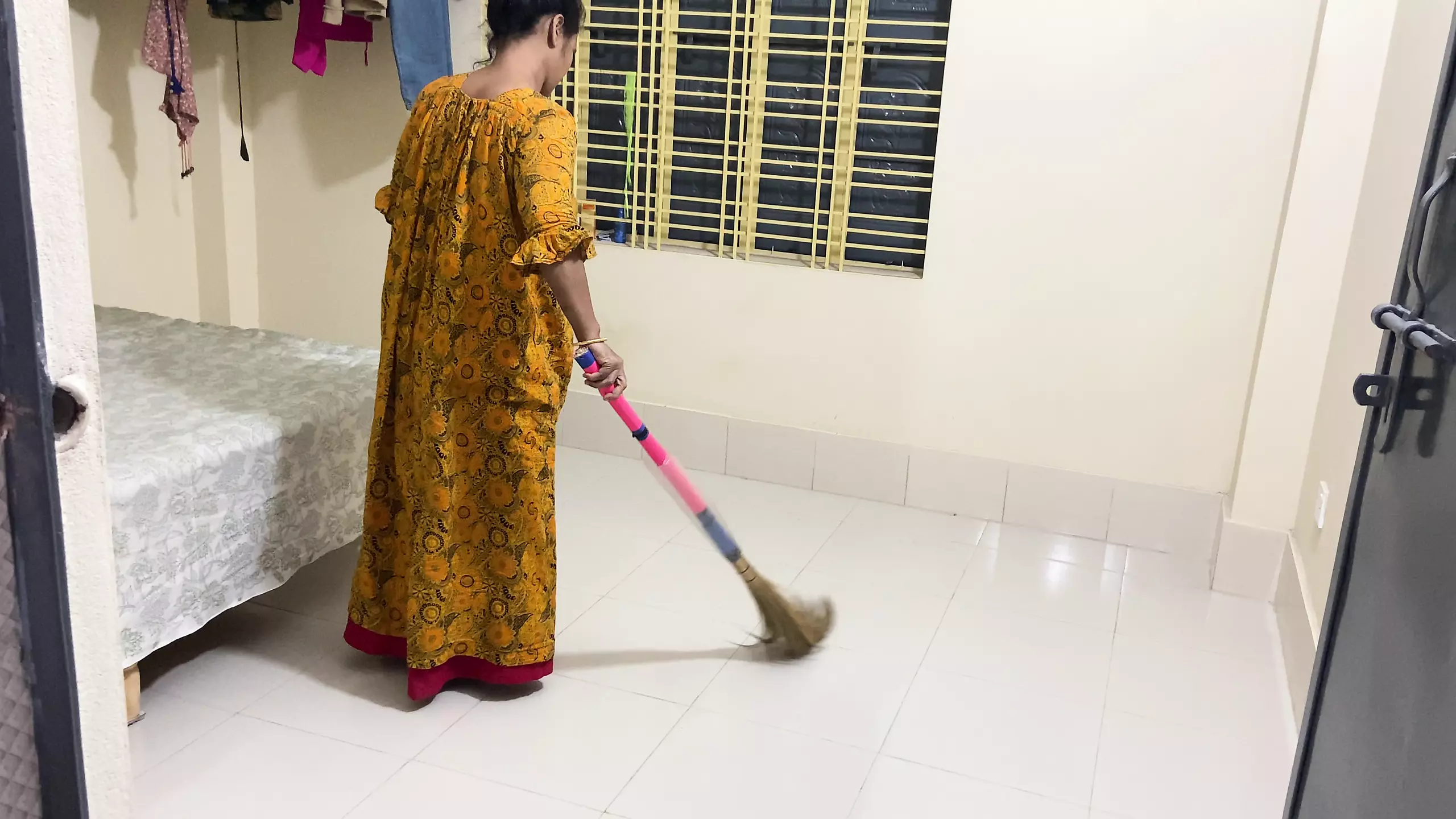 Video Bokep Pembantu | xHamster