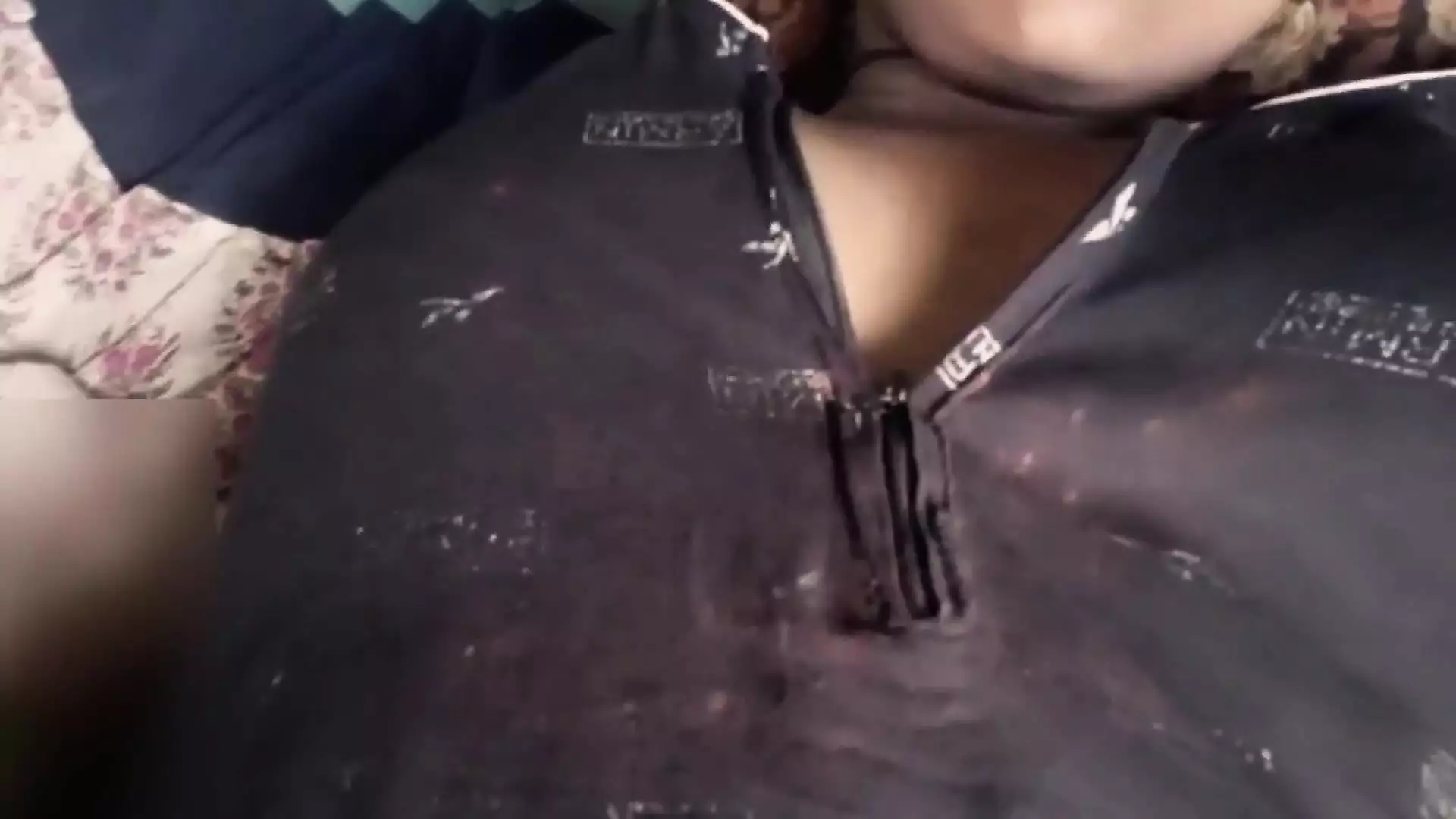 火辣印度德西阿姨与丈夫啪,阴户抽插 Xhamster