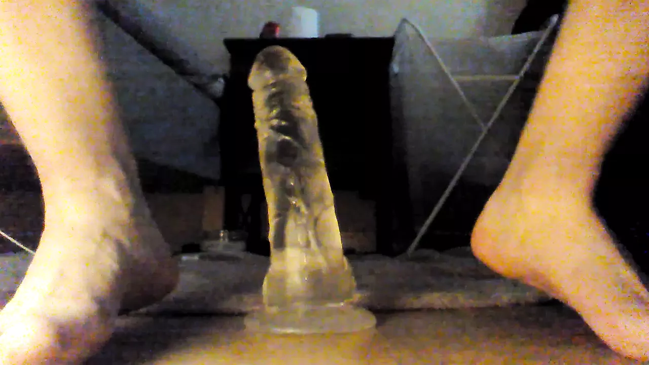 बड़ा डिल्डो पम्पिंग मेरे आस Xhamster