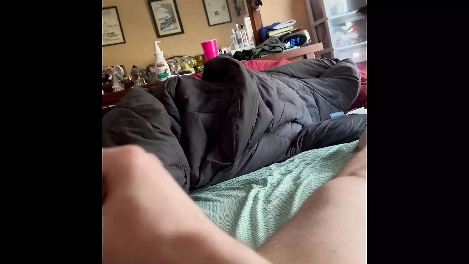 Ama de casa cachonda vamos a las tetas a mamar | xHamster