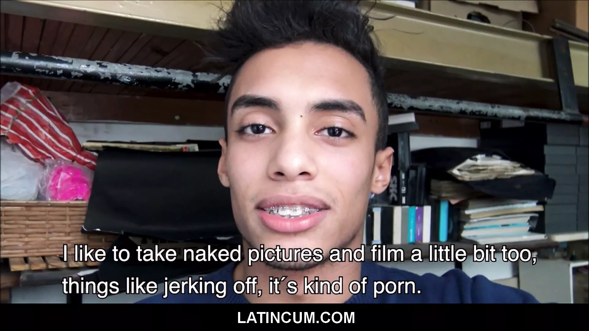 Joven Hetero Latino Primera Vez Sexo Gay Por Dinero En Efectivo En