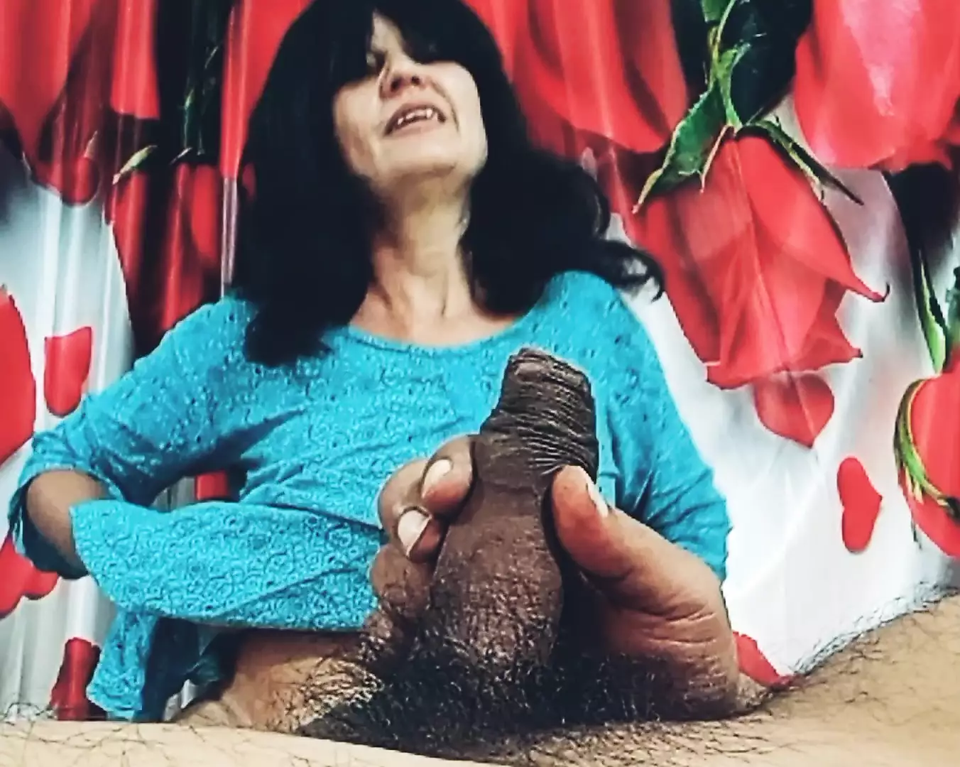 Hot MILF Uses Young Cock to Satisfy Her Sexual Craves: Webcam Webcam Porn | xHamster