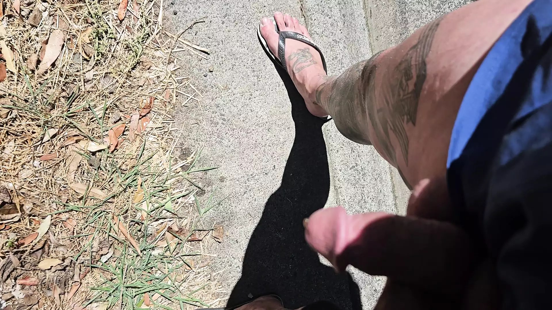 Solo-pissen | xHamster